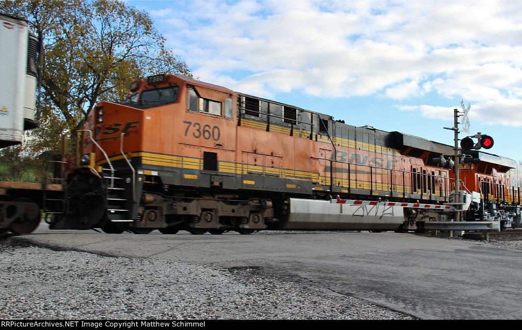 BNSF 7360